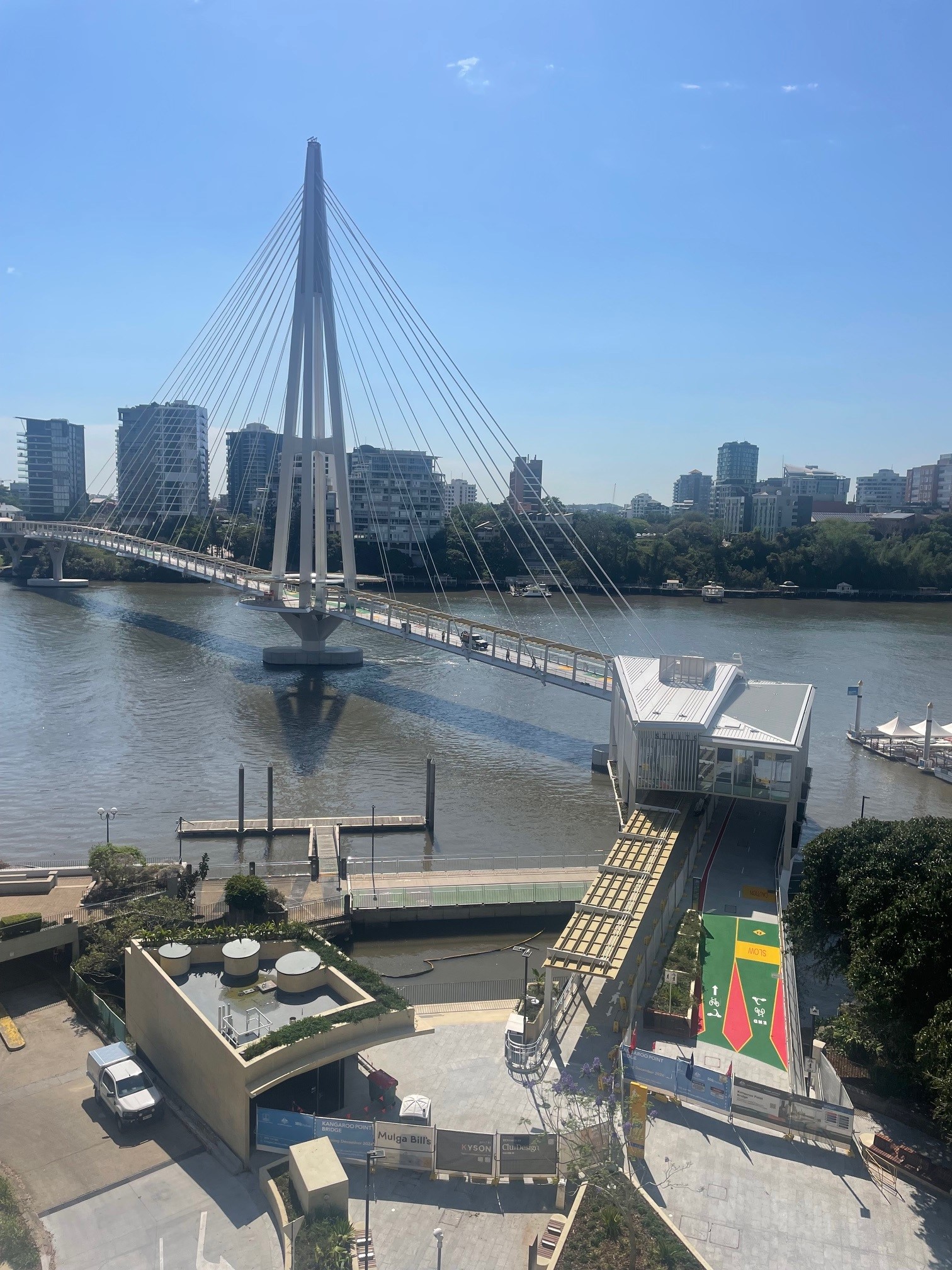 Kangaroo Point Bridge - Land Solution Australia